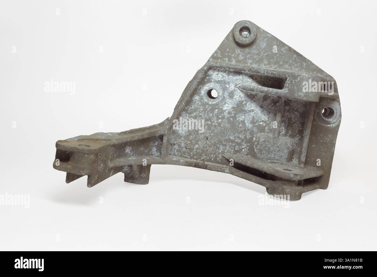 car mounting bracket for alternator, air conditioning (A/C) and drive ...