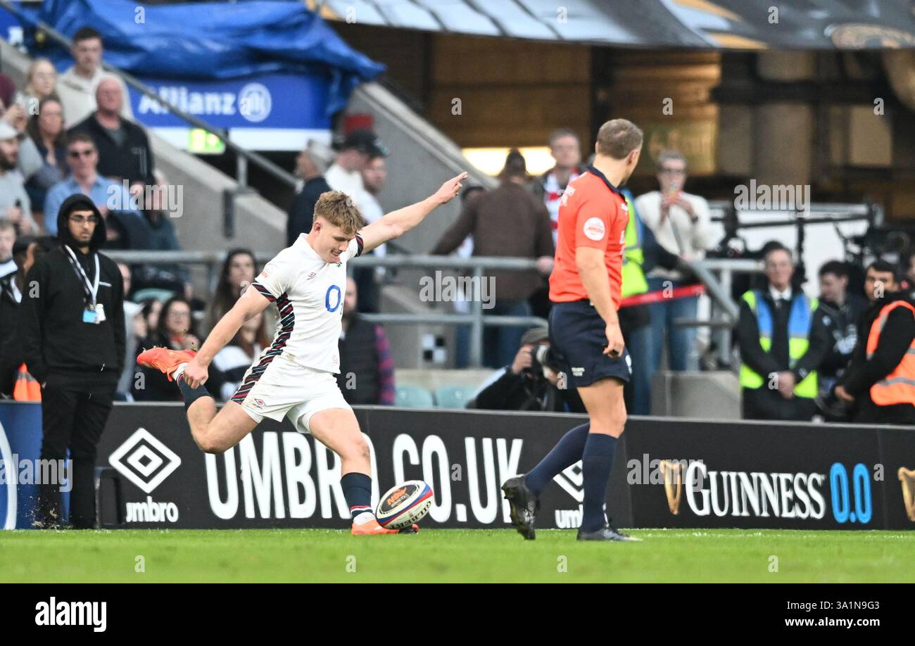 Allianz Stadium, London, UK. 9th March 2025; Allianz Stadium, London ...