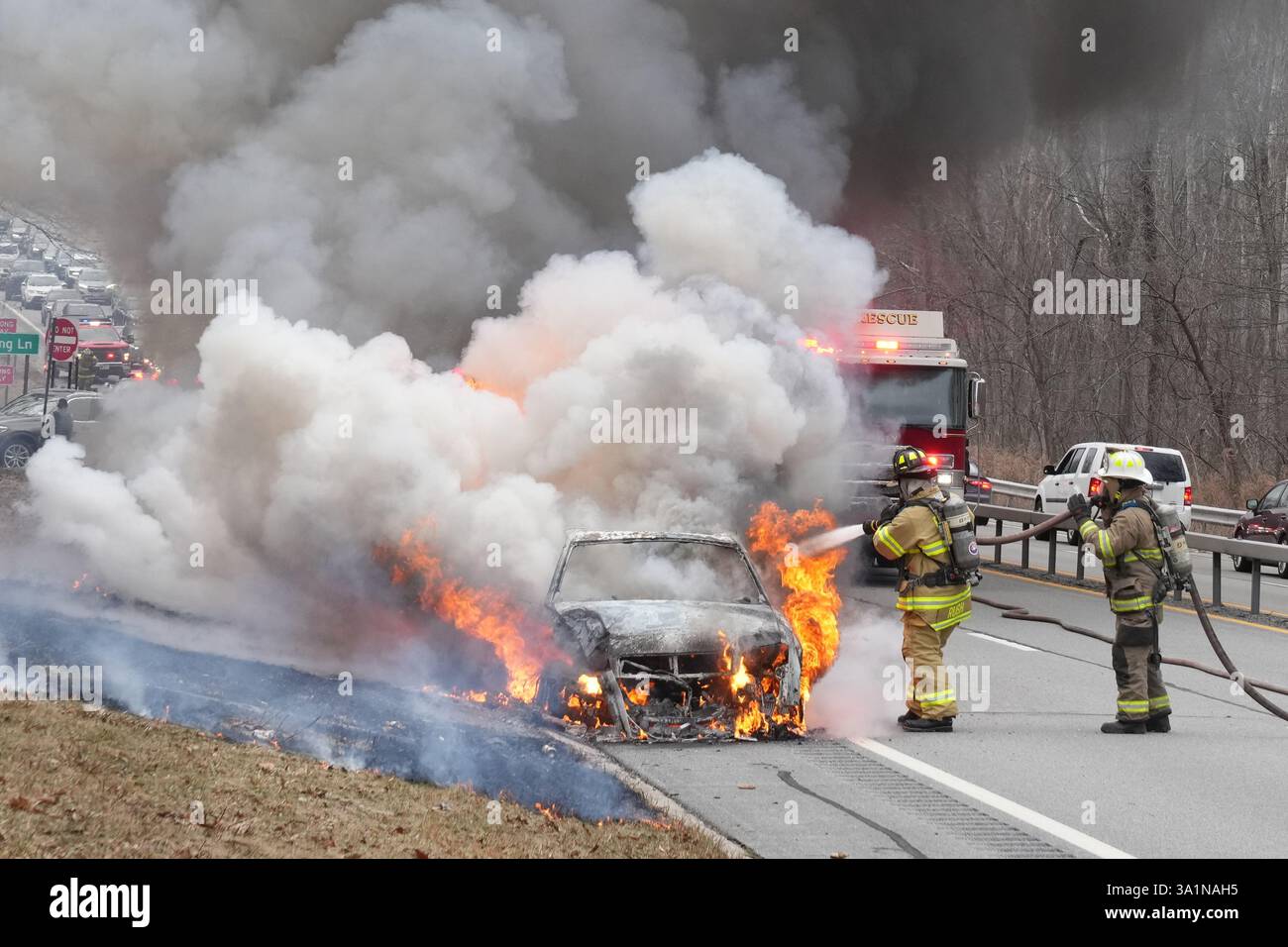 West Mahopac, New Yok, USA. 9th Mar, 2025. Firefighters respond to put ...