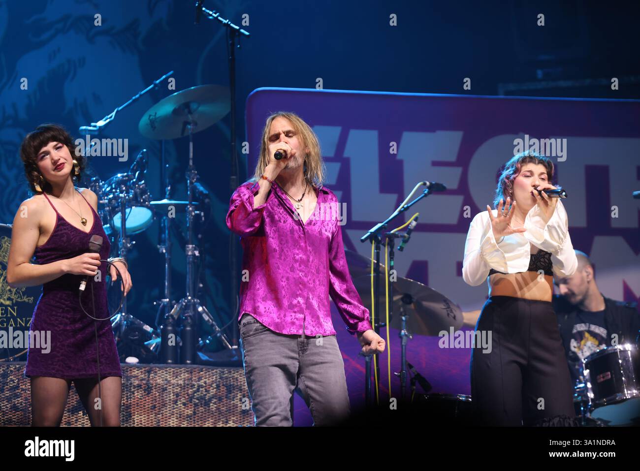 International music group Electric Pyramid and their singer Ol Beach ...