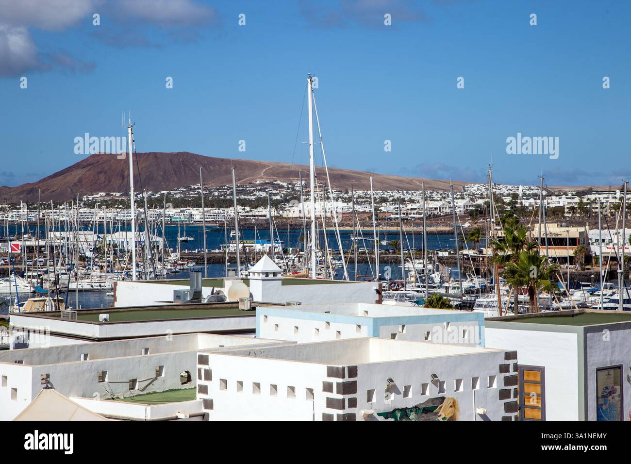 View over the Rubicon marina looking towards the red mountain volcano ...
