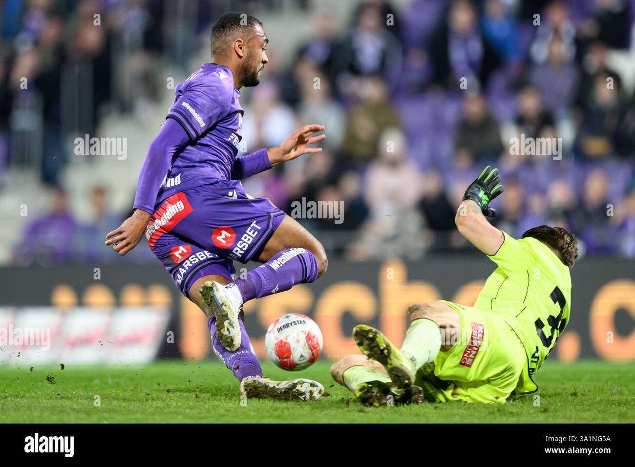 ABD0188 20250309 - WIEN - ÖSTERREICH: v.l. Maurice Malone (FK Austria ...