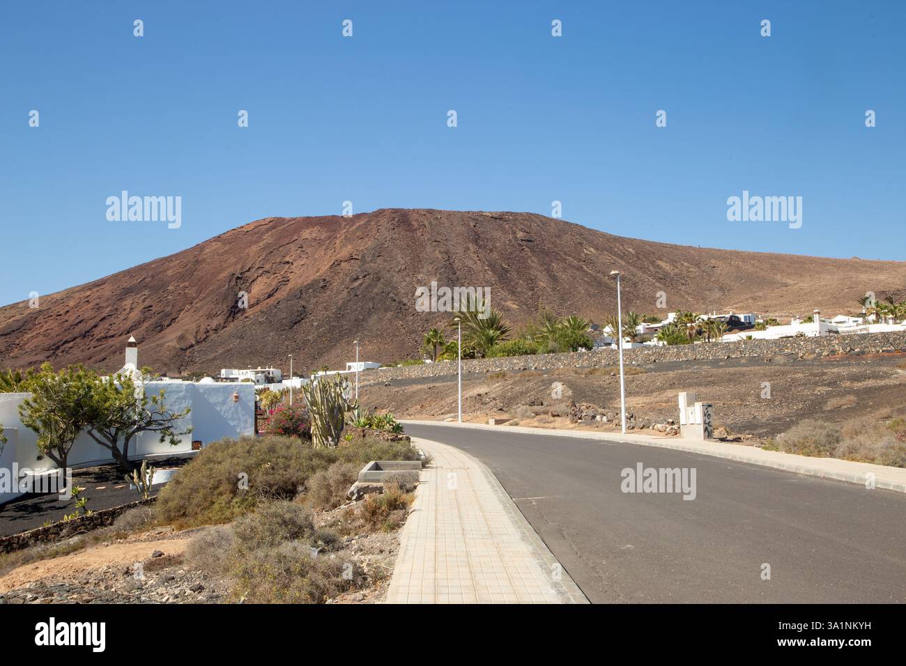 View towards the Red Montana Montana Baja mountain volcano in the ...