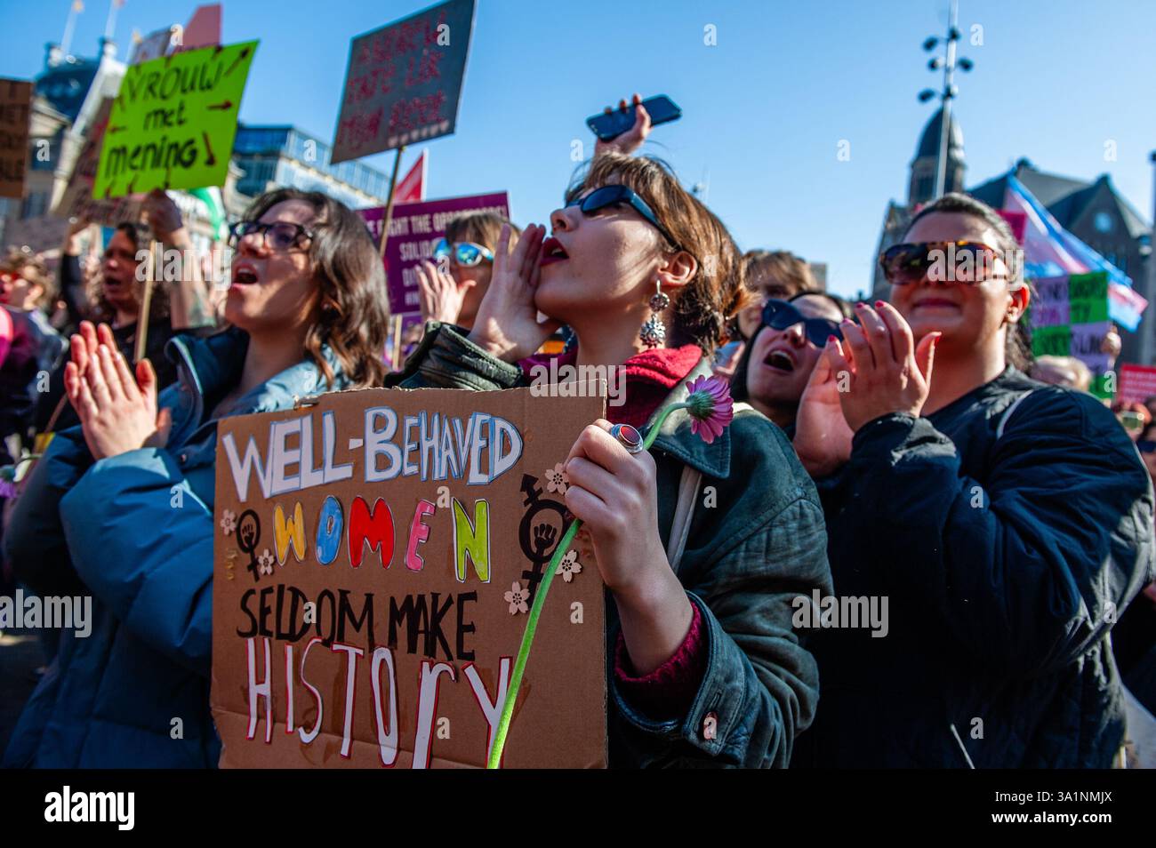 Amsterdam, Netherlands. 08th Mar, 2025. People are seen clapping the ...