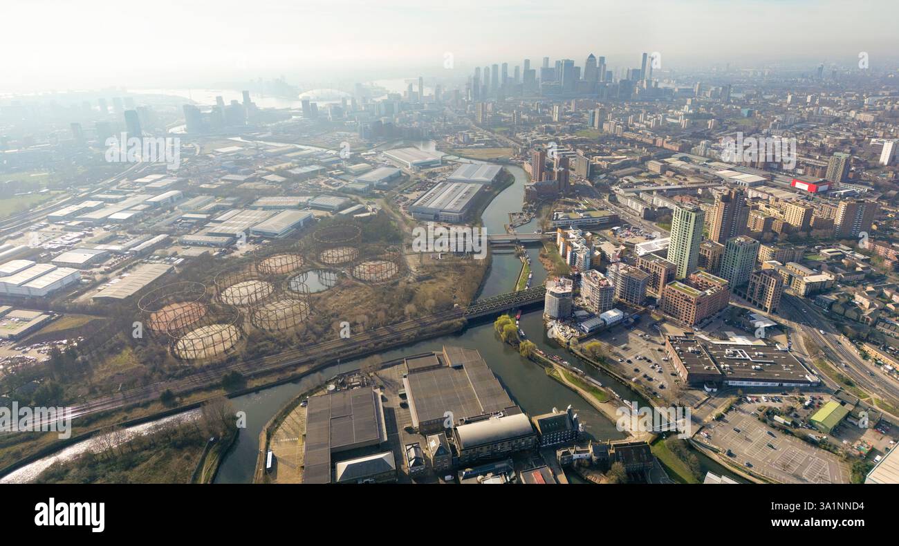 Bromley-by-Bow Gas Works Stock Photo - Alamy