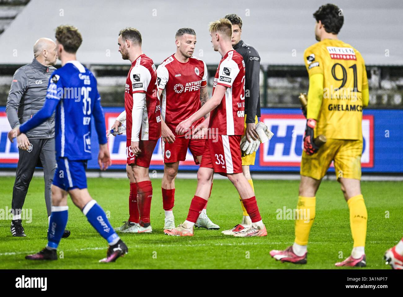 Antwerp's Vincent Janssen, Antwerp's Toby Alderweireld and Antwerp's ...