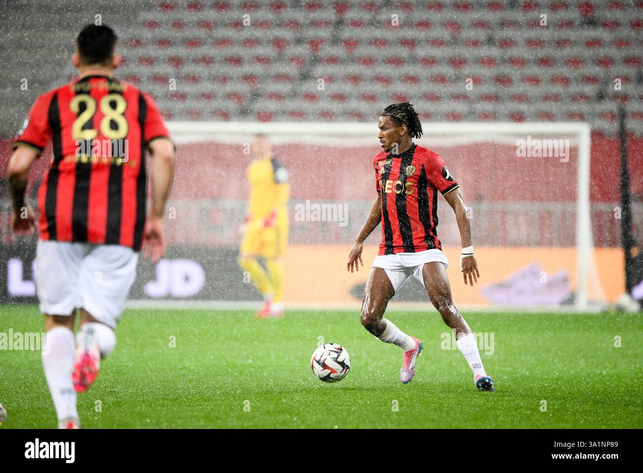 06 Hicham BOUDAOUI (ogcn) during the Ligue 1 McDonald's match between ...