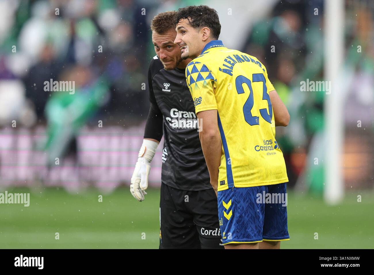 Alex Munoz and Jasper Cillessen of UD Las Palmas during the La Liga EA ...
