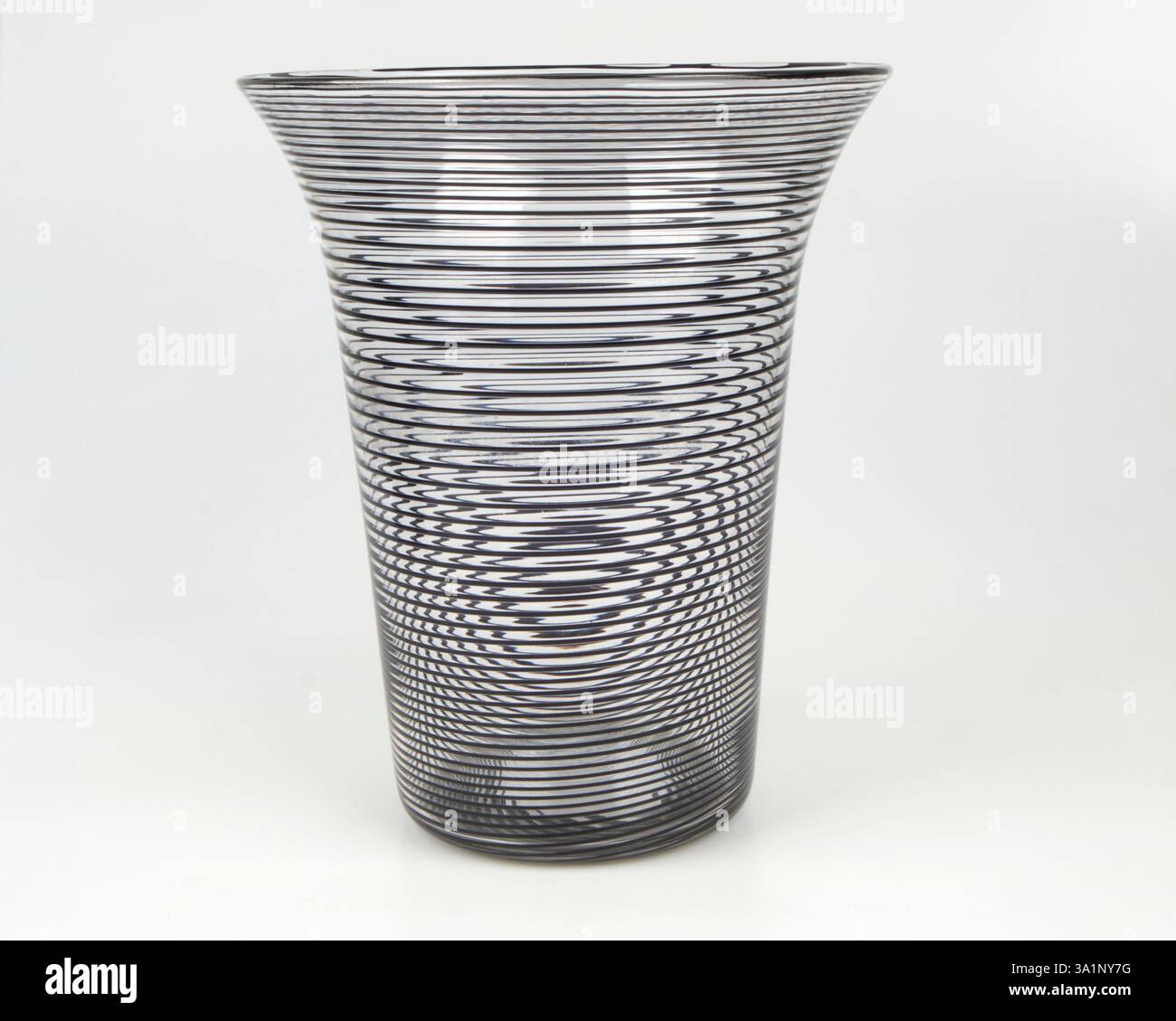 Antique 1930s Stevens and Williams Art Deco black and clear threaded ...