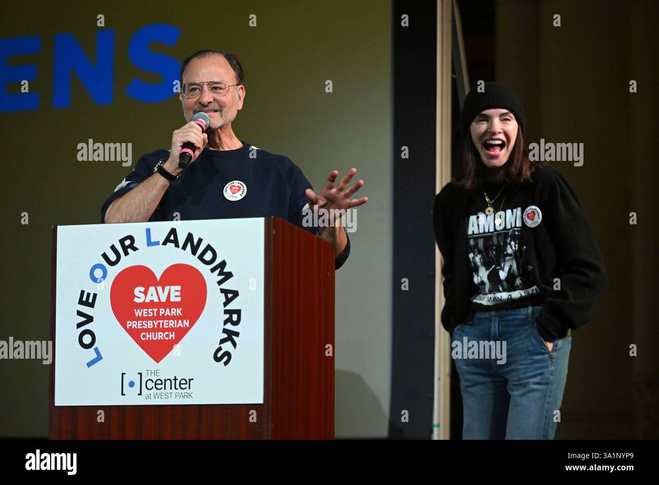 Photo by: zz/NDZ/STAR MAX/IPx 2025 3/8/25 Fisher Stevens and Julianna ...