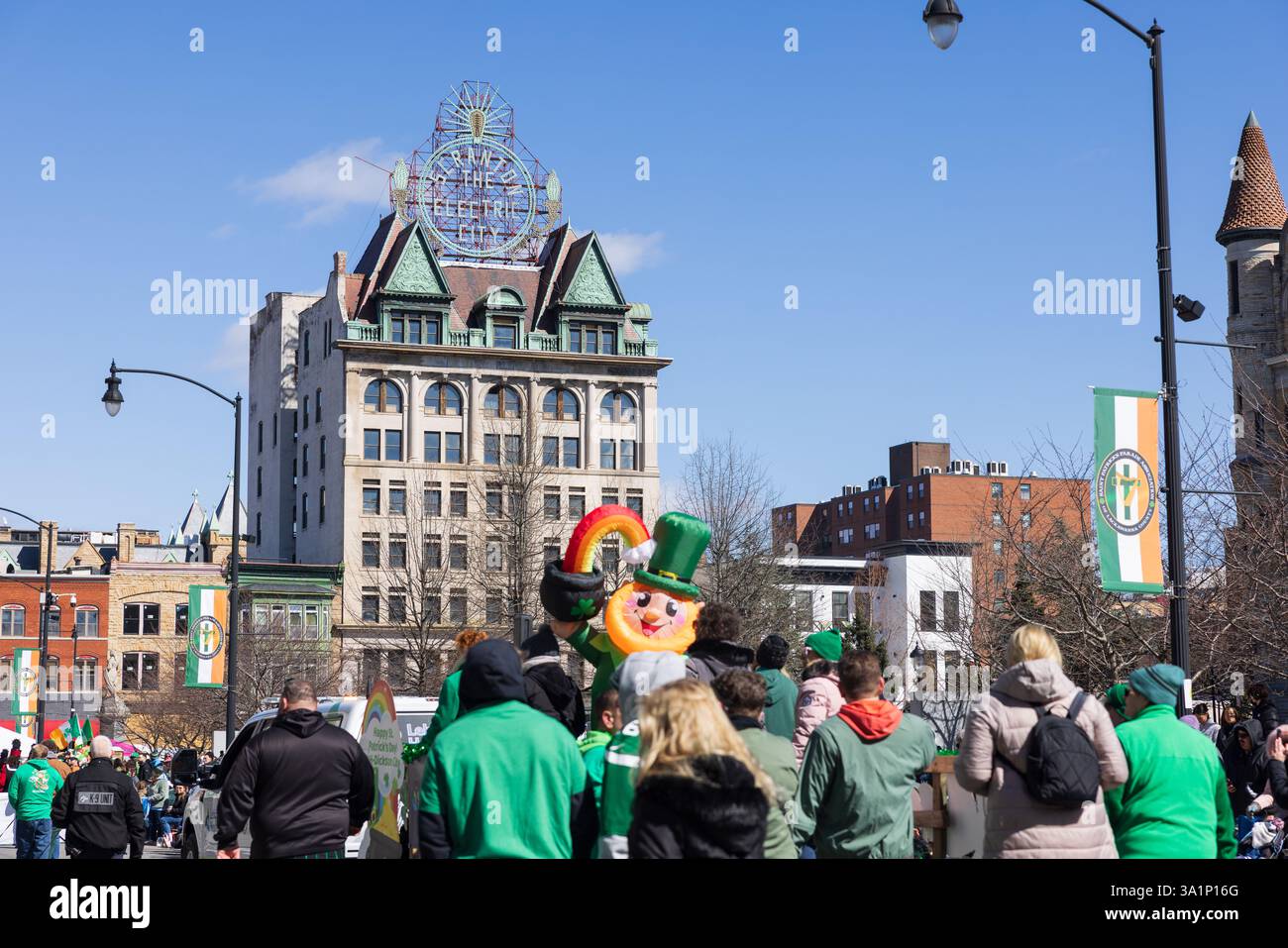 Scranton, PA - March 8, 2025: St. Patrick's Parade, A crowd of people ...