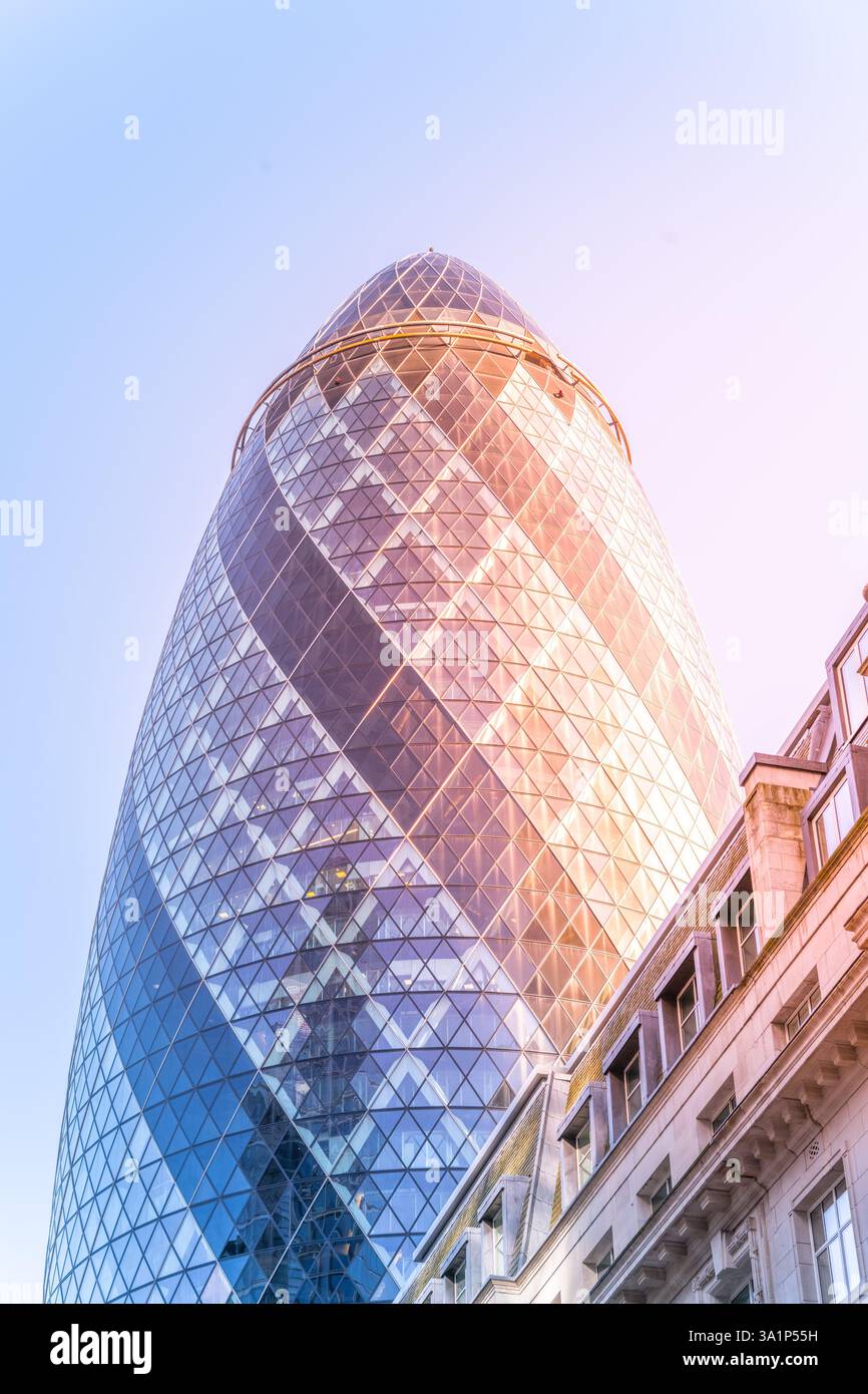 Gherkin skyscraper, an iconic landmark in London's financial district ...