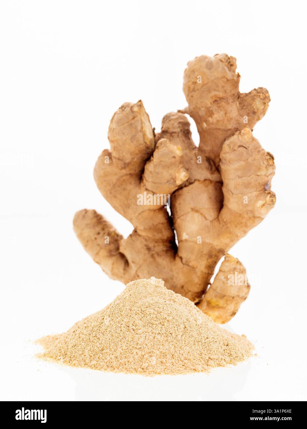 Organic ground ginger root - Zingiber officinale Stock Photo - Alamy