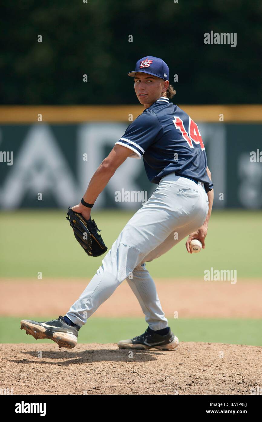 Seth Hernandez (14) (Chino, CA) delivers a pitch during the USA ...