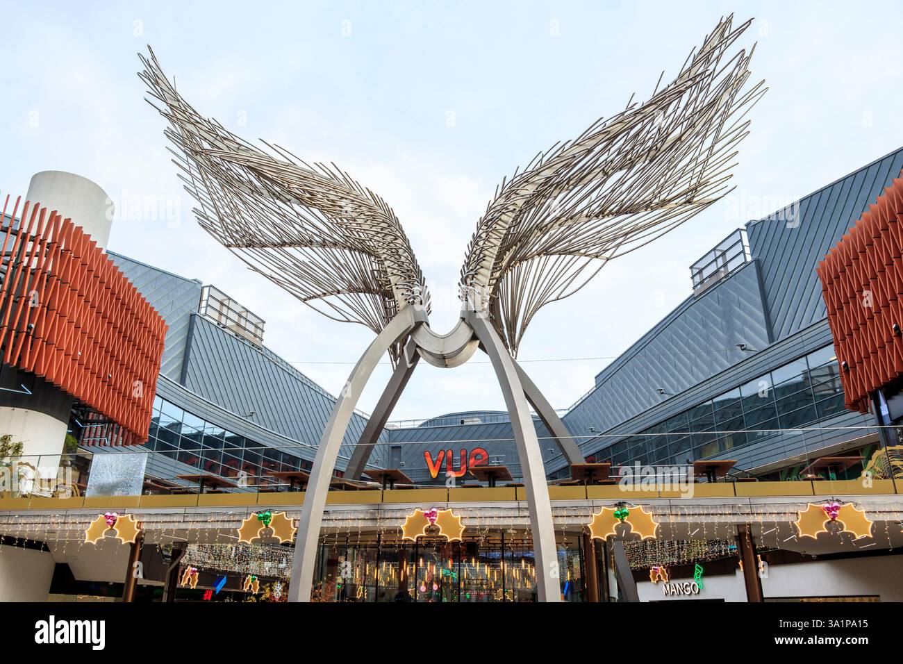 The metal wings sculpture overlooking the shopping mall at The Angel ...