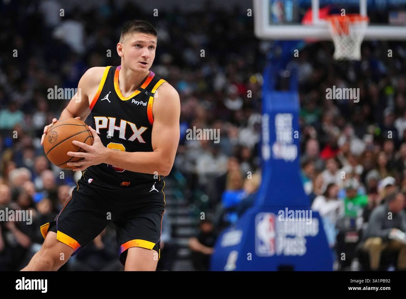 Phoenix Suns guard Grayson Allen works the floor against the Dallas ...