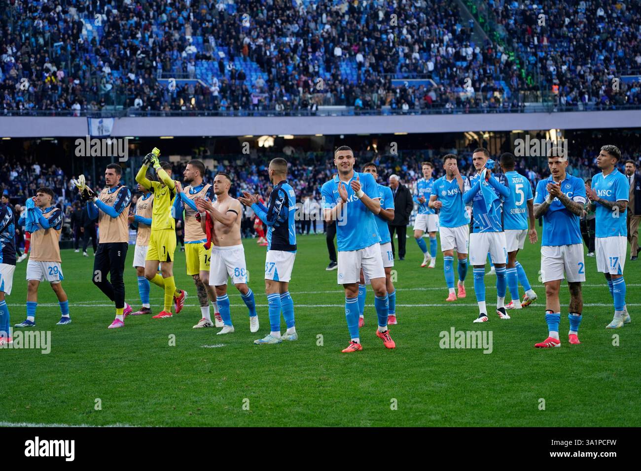 Naples, Italy. 9 Mar, 2025. Players of SSC Napoli celebrate at the end ...