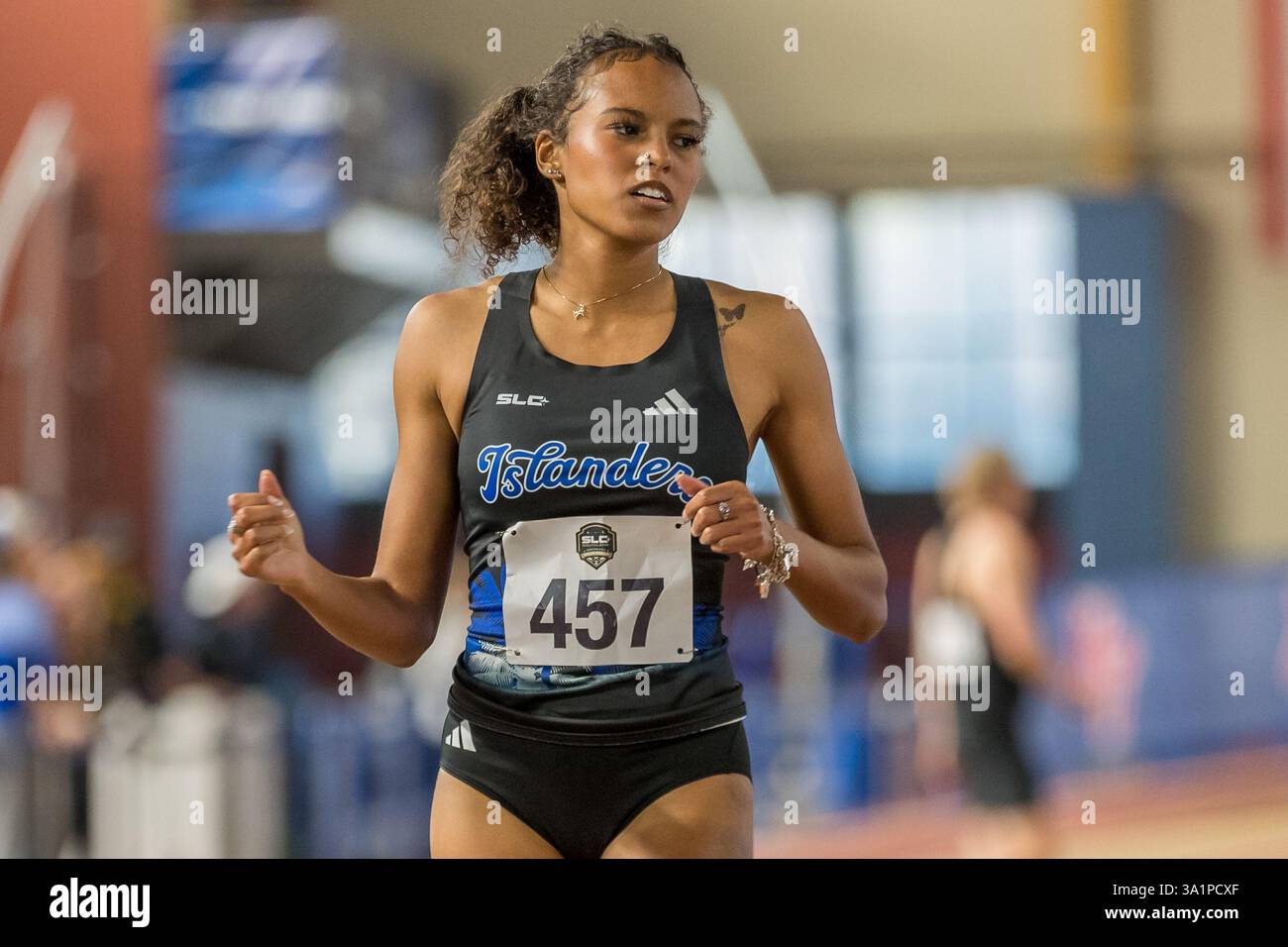 March 2, 2025: Texas A&Mâ€“Corpus Christi Islanders runner Khiah Lara ...
