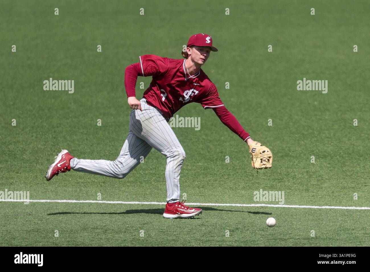 AUSTIN, TX - MARCH 09: Santa Clara infielder Ben Cleary (3) cannot get ...