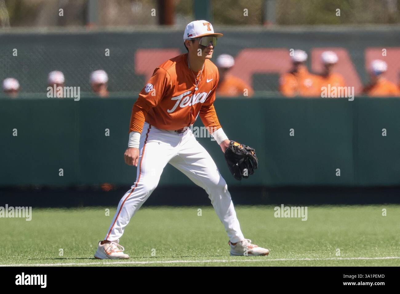 AUSTIN, TX - MARCH 09: Texas infielder Ethan Mendoza (5) readies for ...