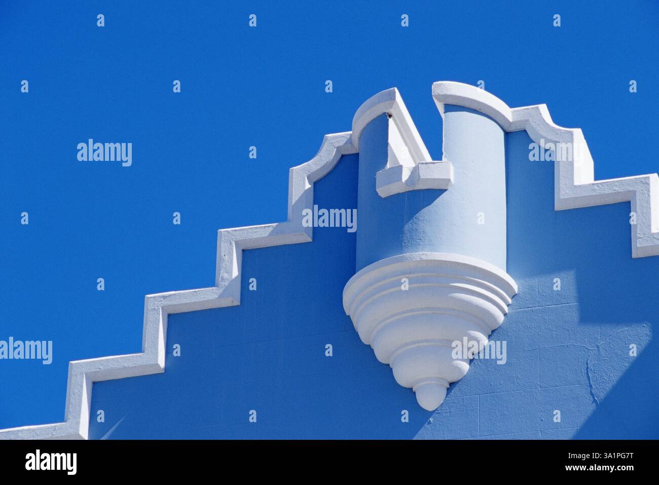 Traditional Bermuda rooftop architecture Stock Photo - Alamy