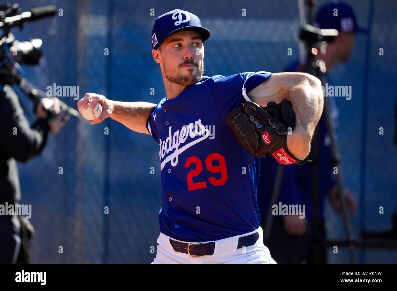 FILE - Los Angeles Dodgers pitcher Michael Grove (29) throws during ...