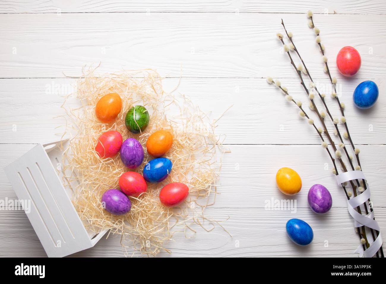 Colored eggs willow branches hi-res stock photography and images - Alamy