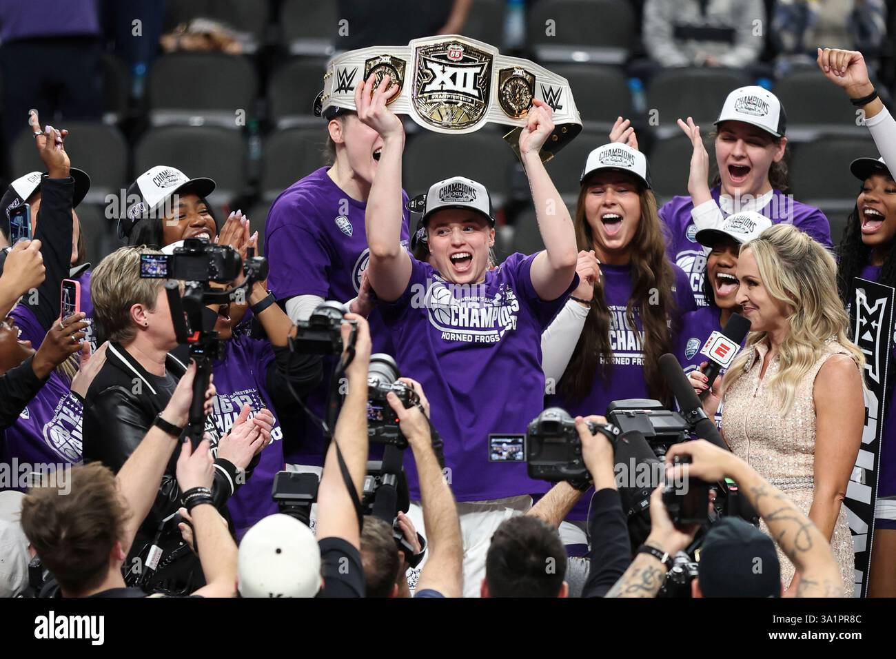 KANSAS CITY, MO - MARCH 09: TCU Horned Frogs guard Hailey Van Lith (10 ...