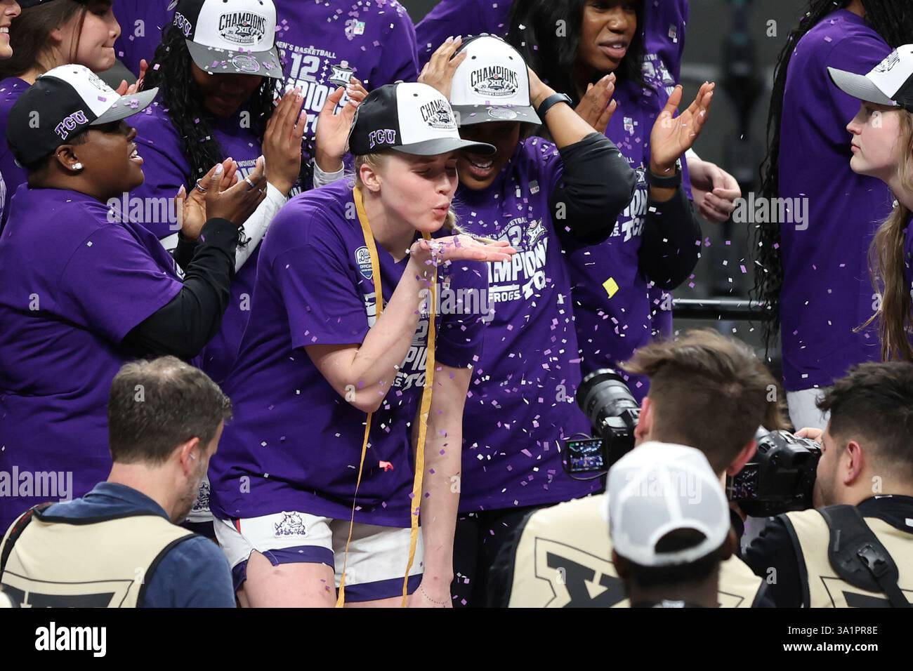 KANSAS CITY, MO - MARCH 09: TCU Horned Frogs guard Hailey Van Lith (10 ...
