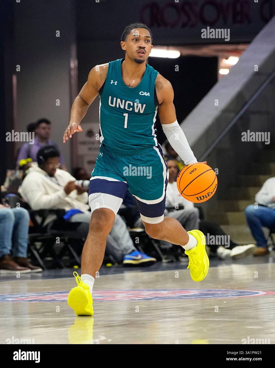 WASHINGTON, DC - MARCH 09: UNC Wilmington Seahawks Guard Donovan Newby ...