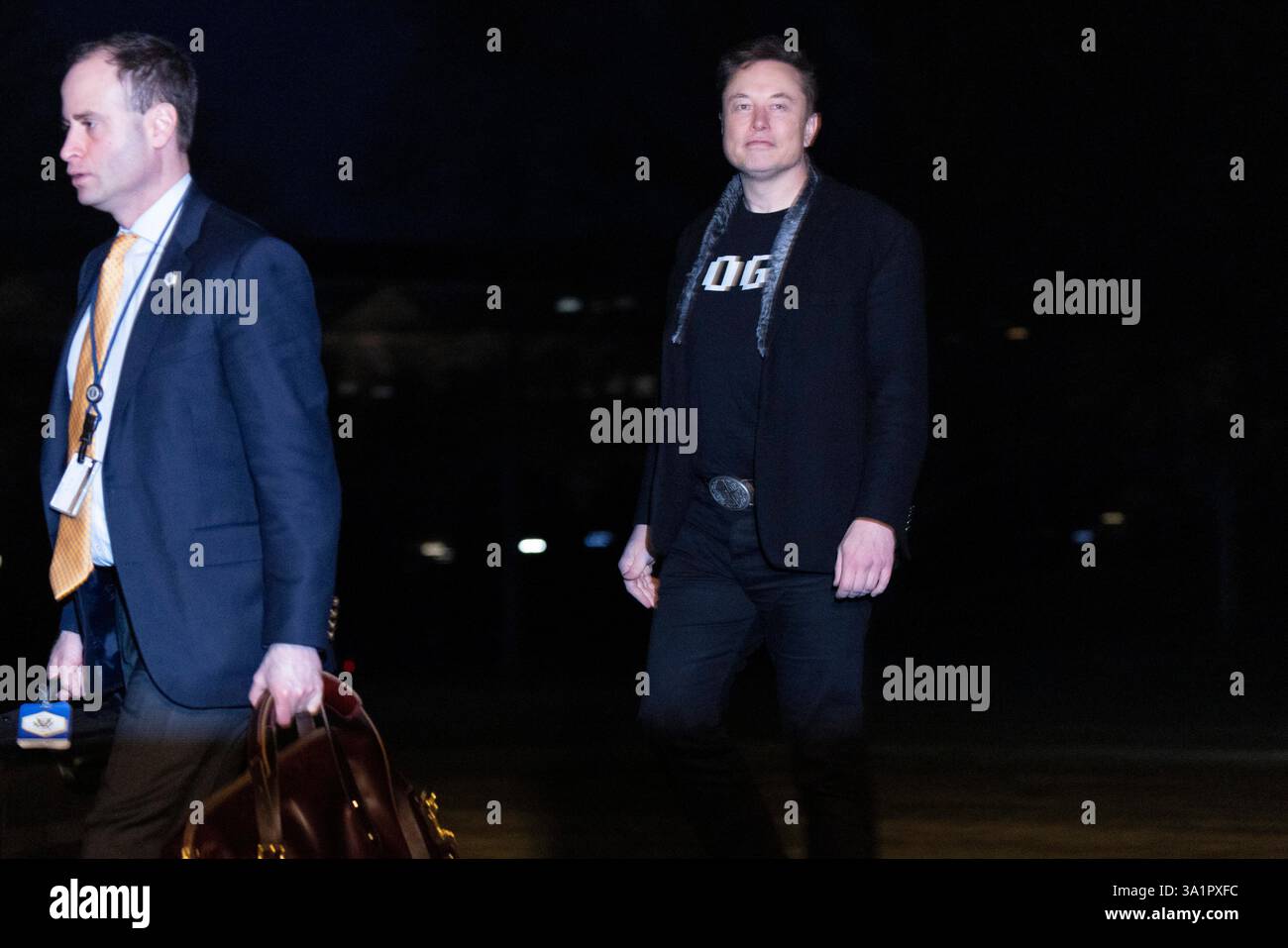 Washington, United States. 09th Mar, 2025. Elon Musk walks across the ...