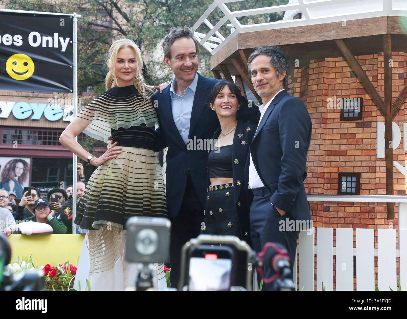 From left, Nicole Kidman, Matthew Macfadyen, Mimi Cave and Gael Garcia ...