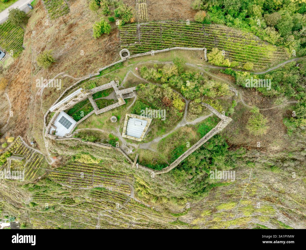 Aerial ground plan view of Niederburg Kobern hilltop Gothic castle ruin ...