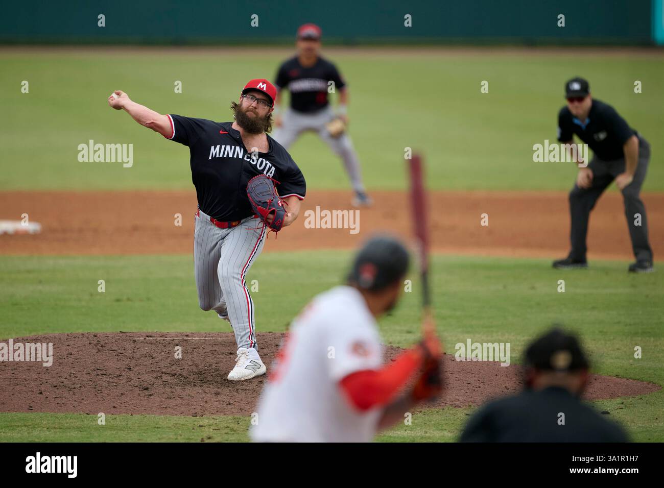 Minnesota Twins pitcher Randy Dobnak (68) delivers a pitch during an ...