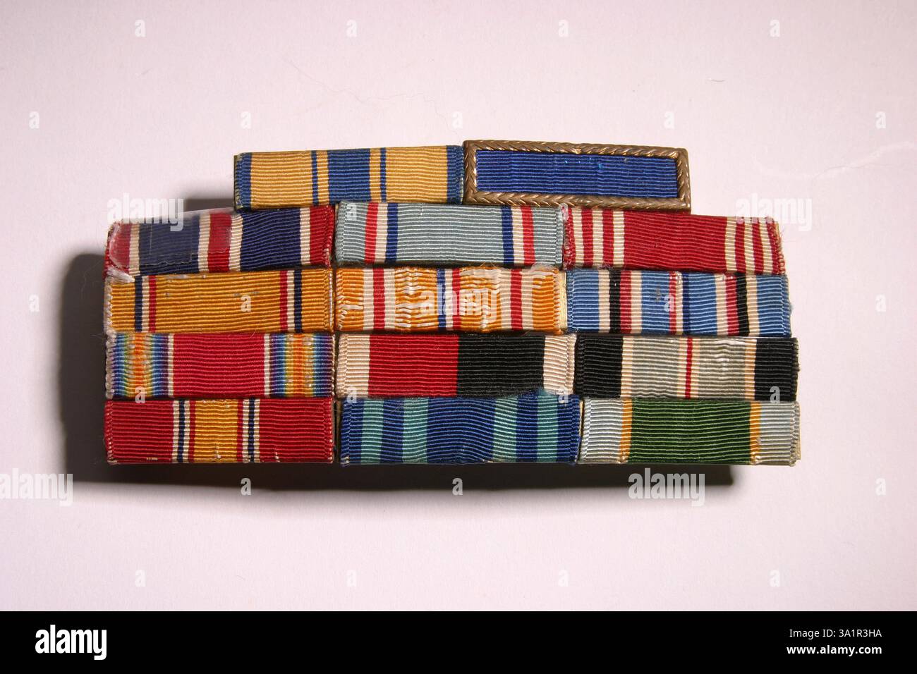 Military service medal hi-res stock photography and images - Alamy