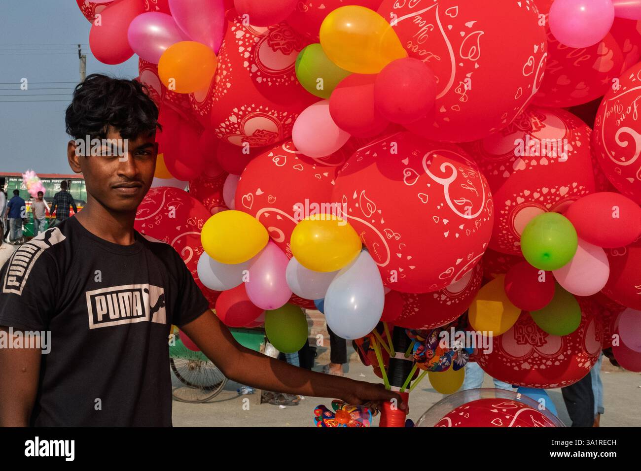 Street vendor, Chattogram, Bangladesh Stock Photo - Alamy