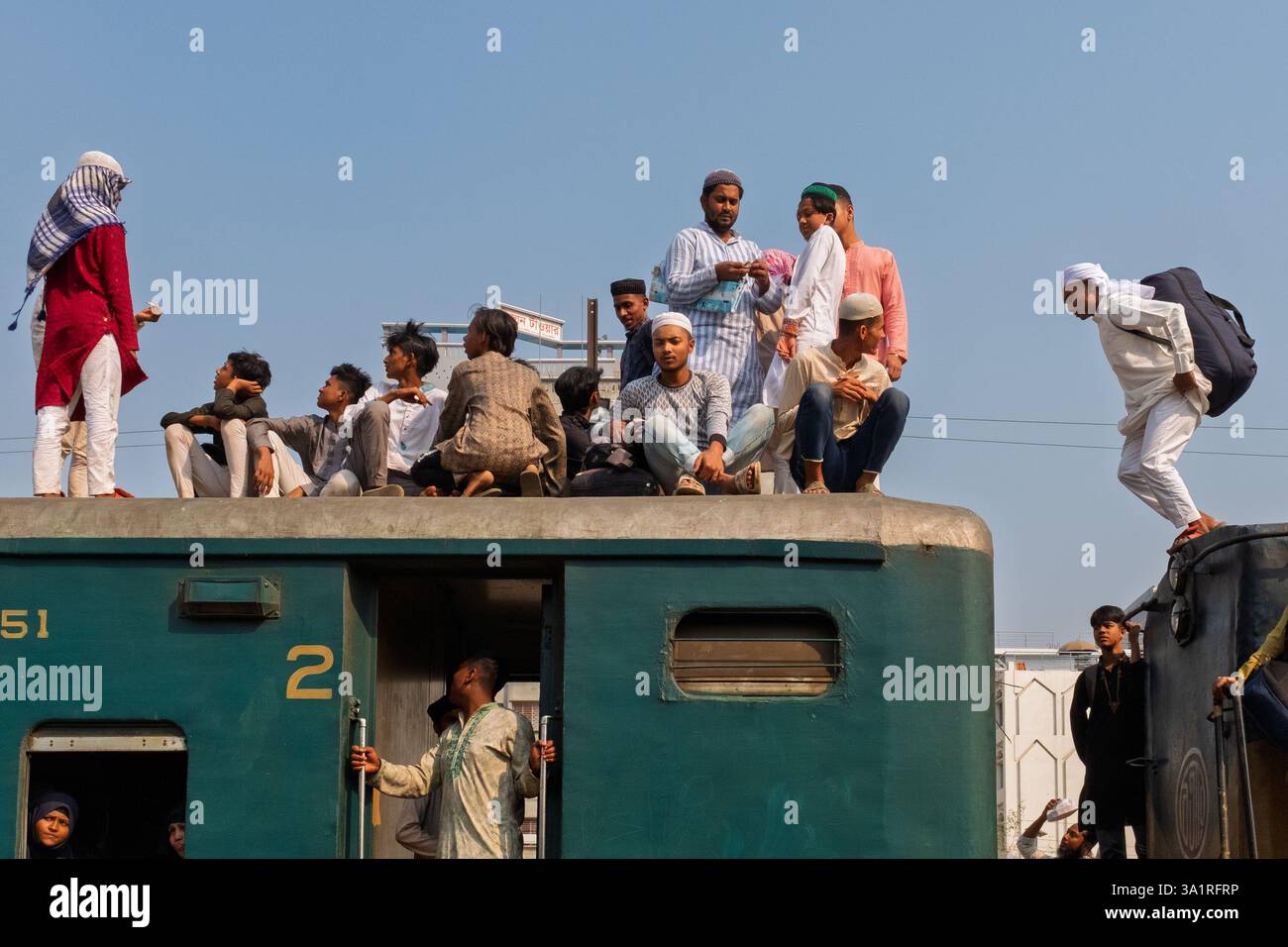 Bangladeshi Tongi station, suburbs of Dhaka , Bangladesh Stock Photo ...