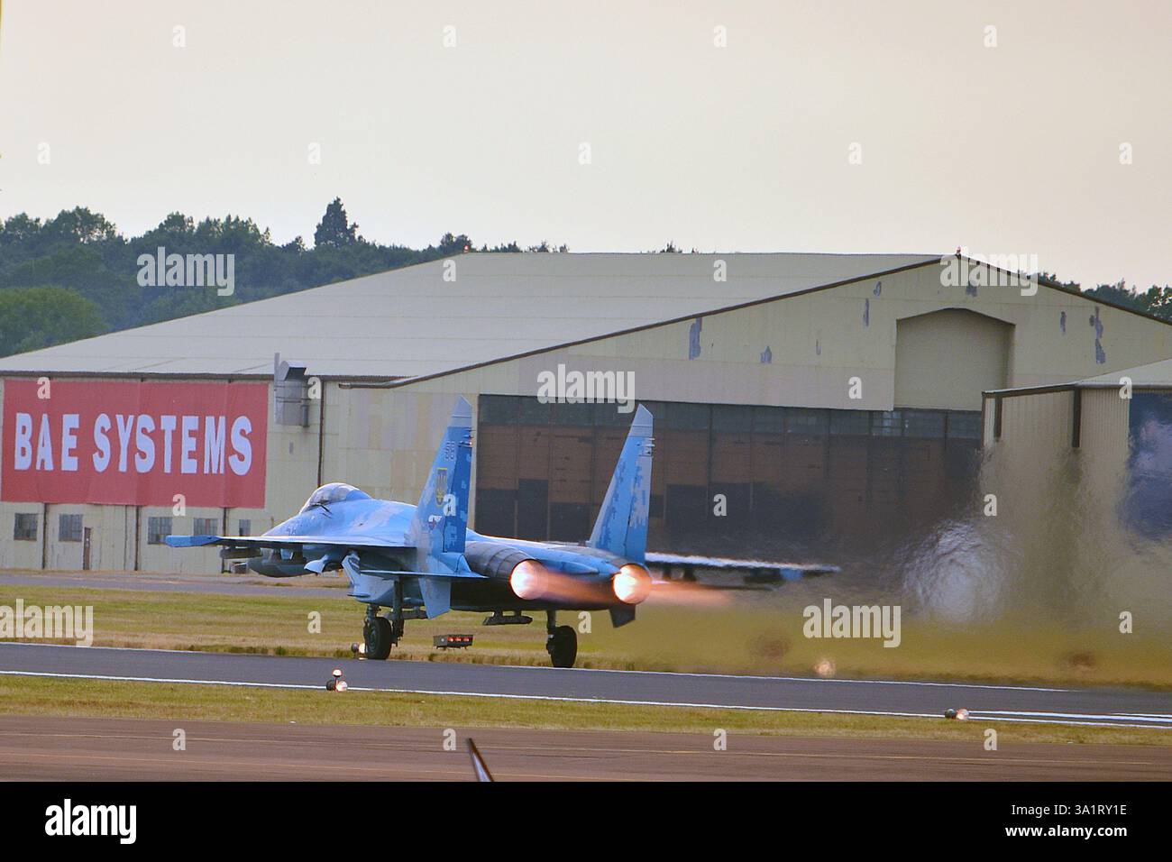 Ukrainian Air Force Sukhoi Su-27 Flanker "Blue 58" military fighter jet ...