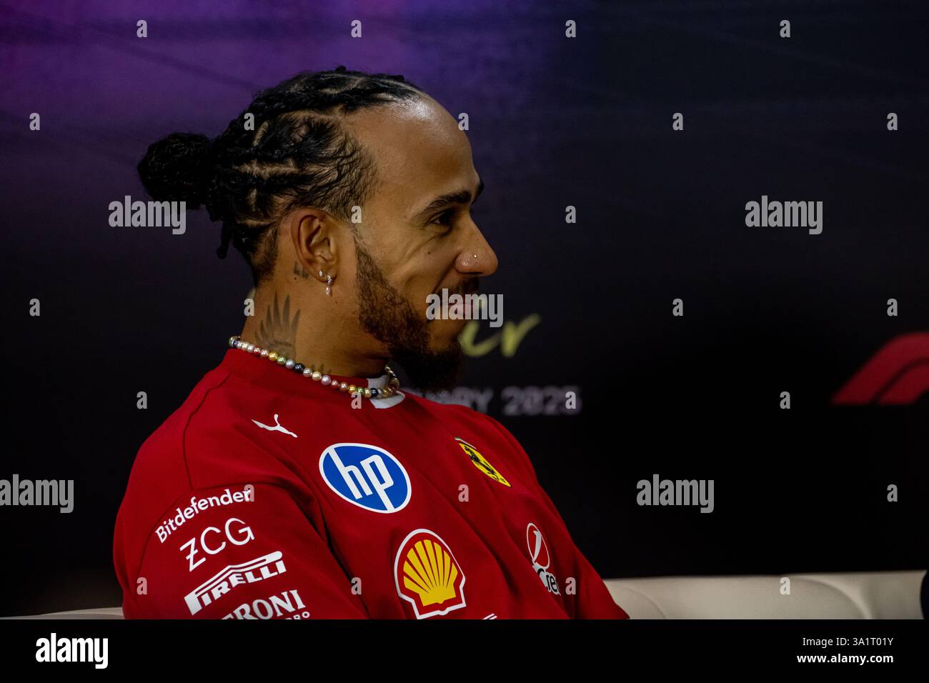 BAHRAIN INTERNATIONAL CIRCUIT, BAHRAIN - FEBRUARY 28: Lewis Hamilton ...