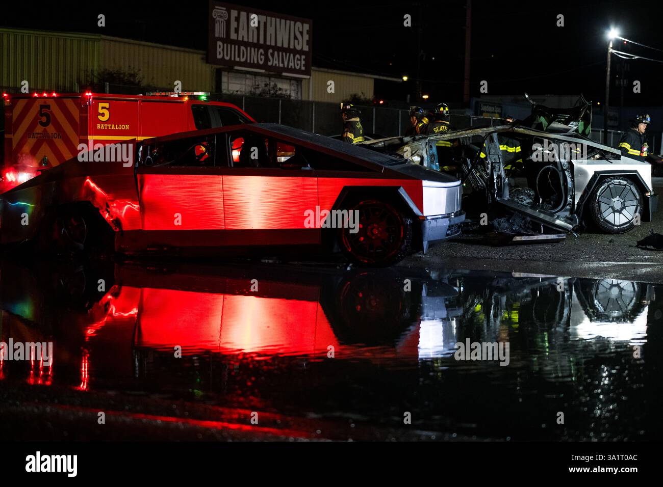 Seattle, USA. 10th Mar 2025. Seattle fire on the scene responding to an ...