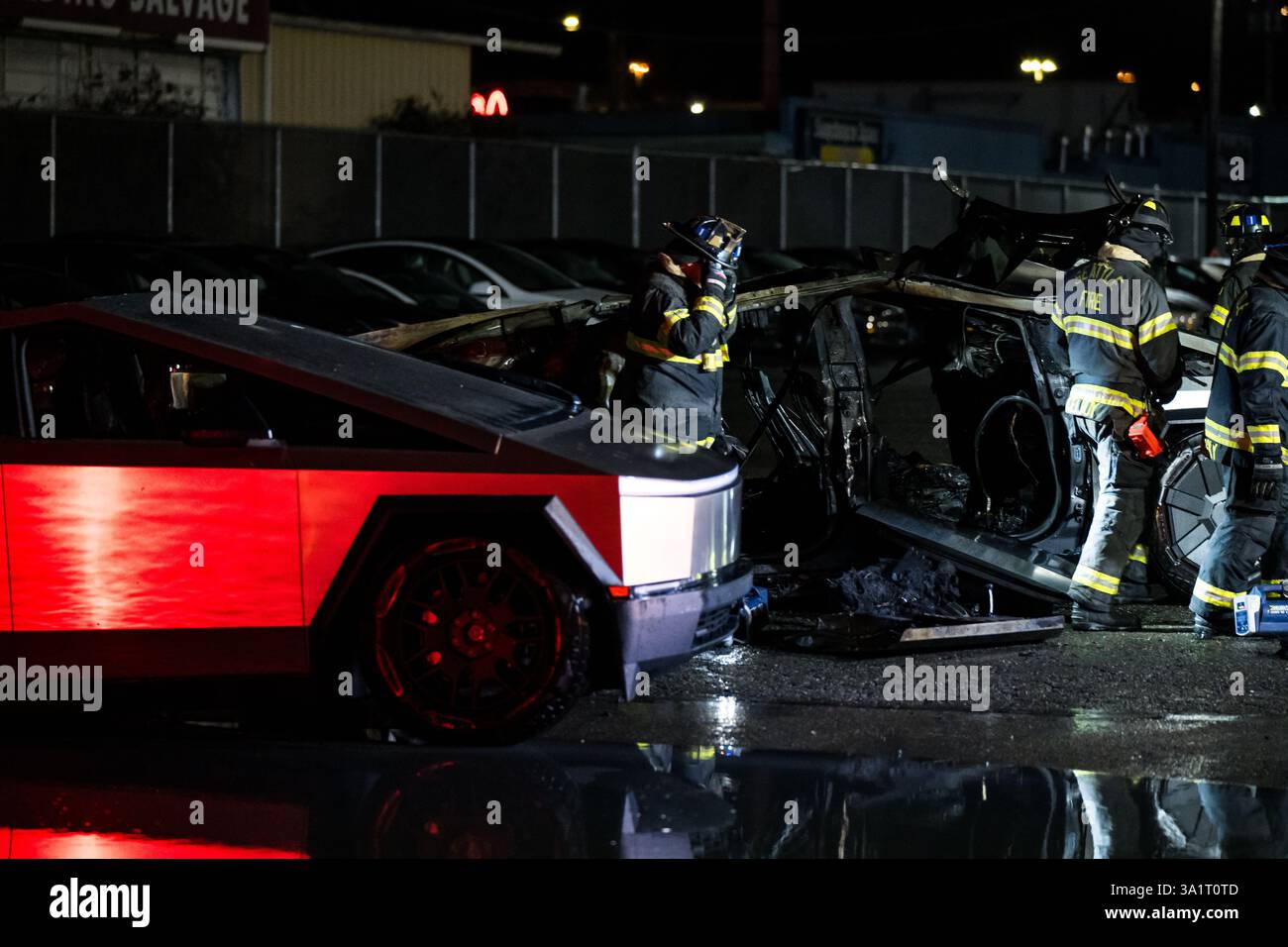 Seattle, USA. 10th Mar 2025. Seattle fire on the scene responding to an ...