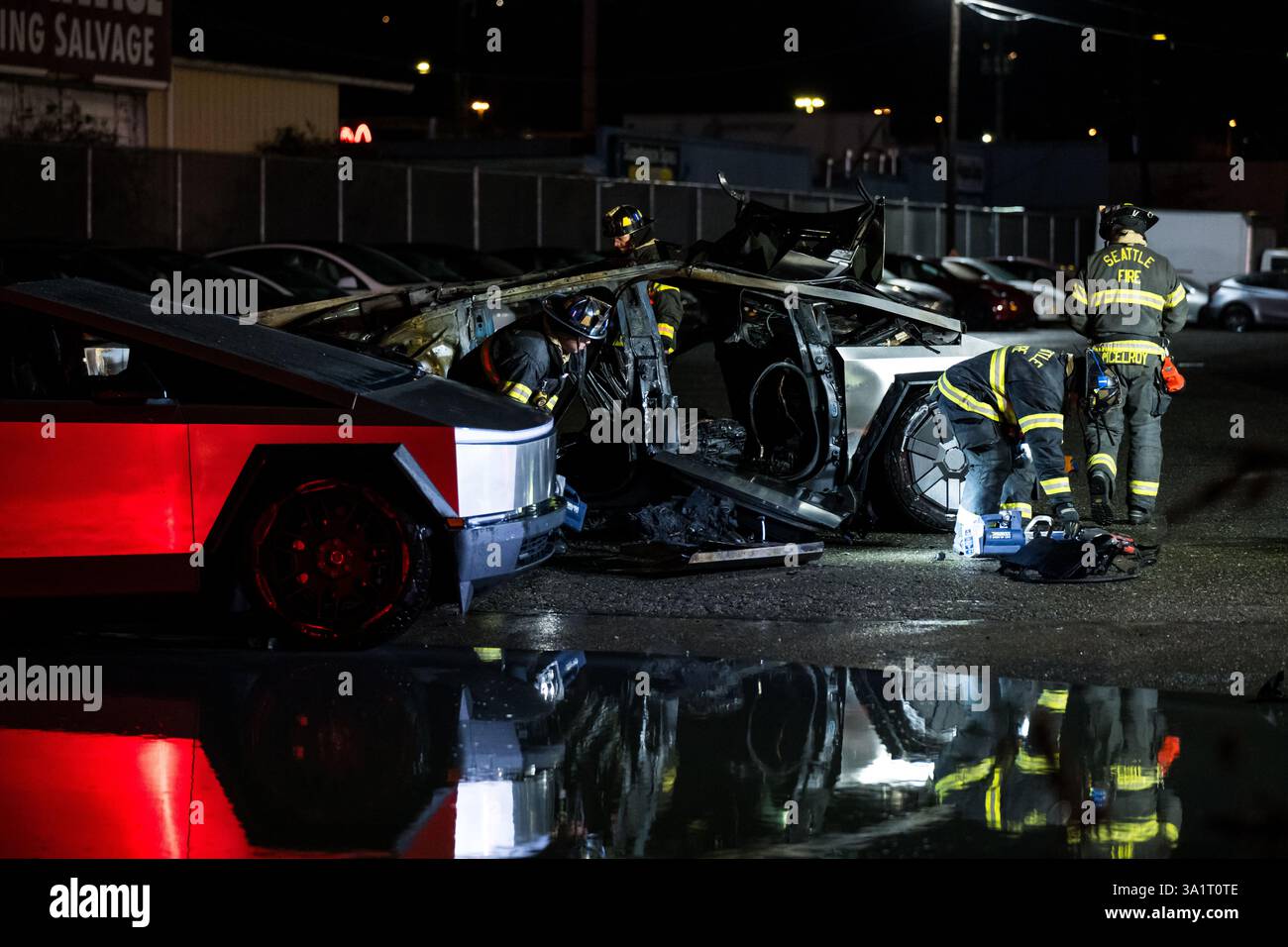 Seattle, USA. 10th Mar 2025. Seattle fire on the scene responding to an ...