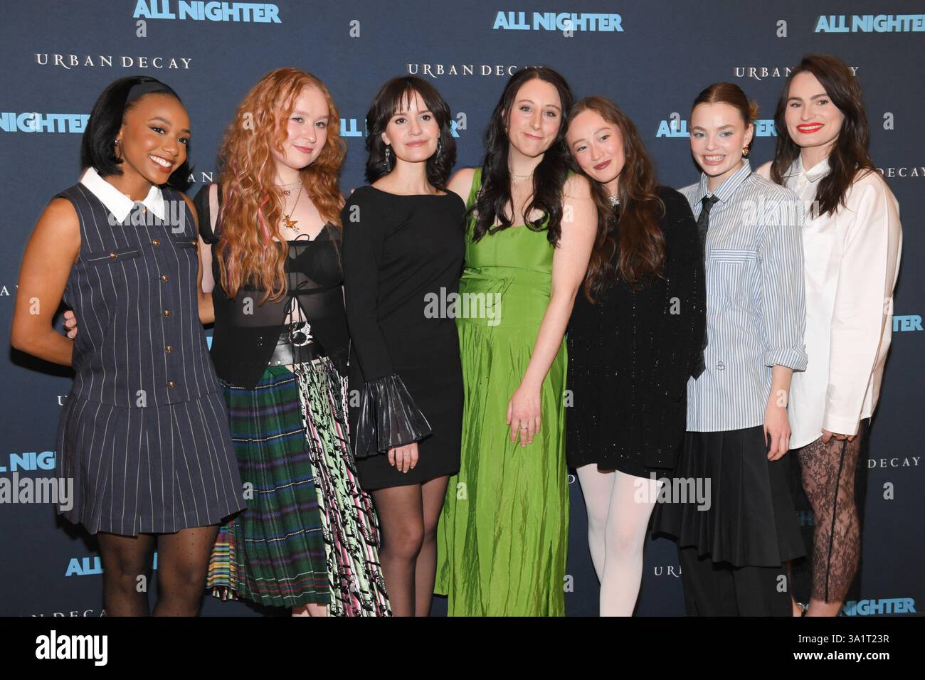 Kristine Froseth, Kathryn Gallagher, Julia Lester, Havana Rose Liu ...