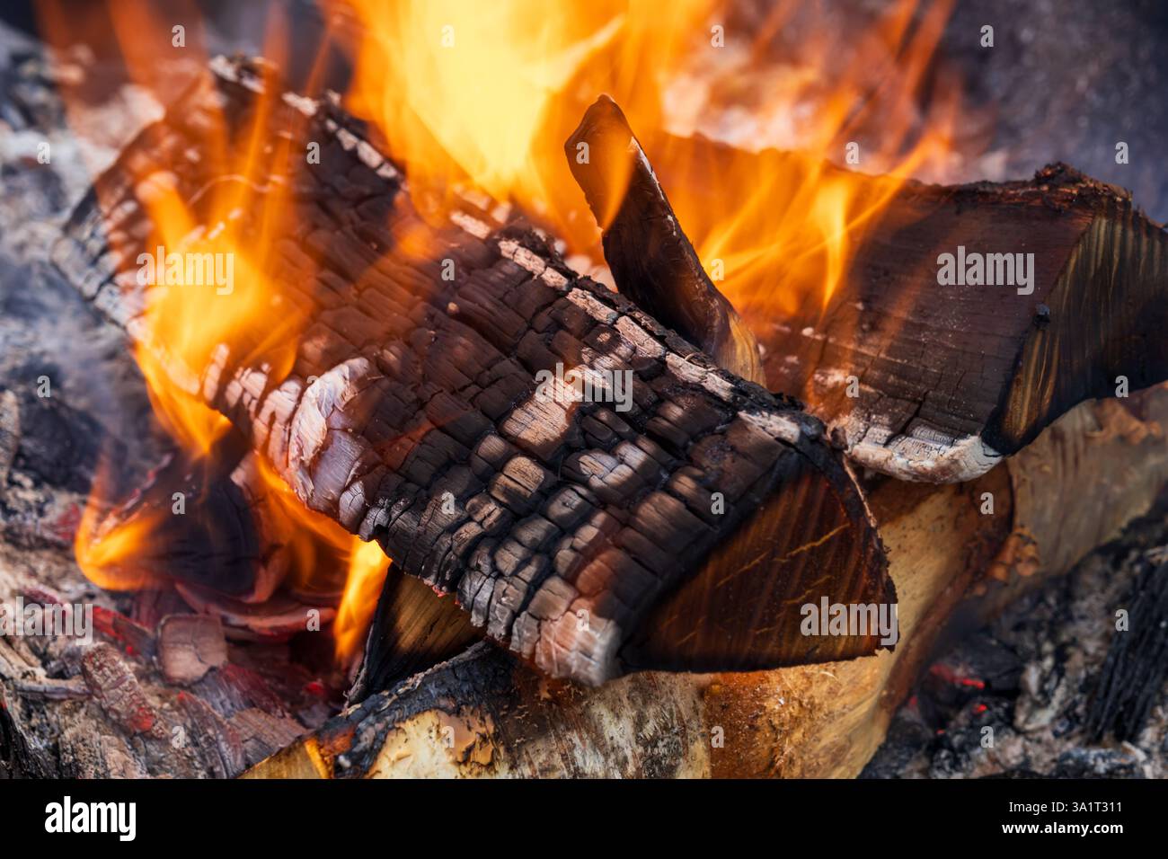 Dramatic firelight hi-res stock photography and images - Alamy