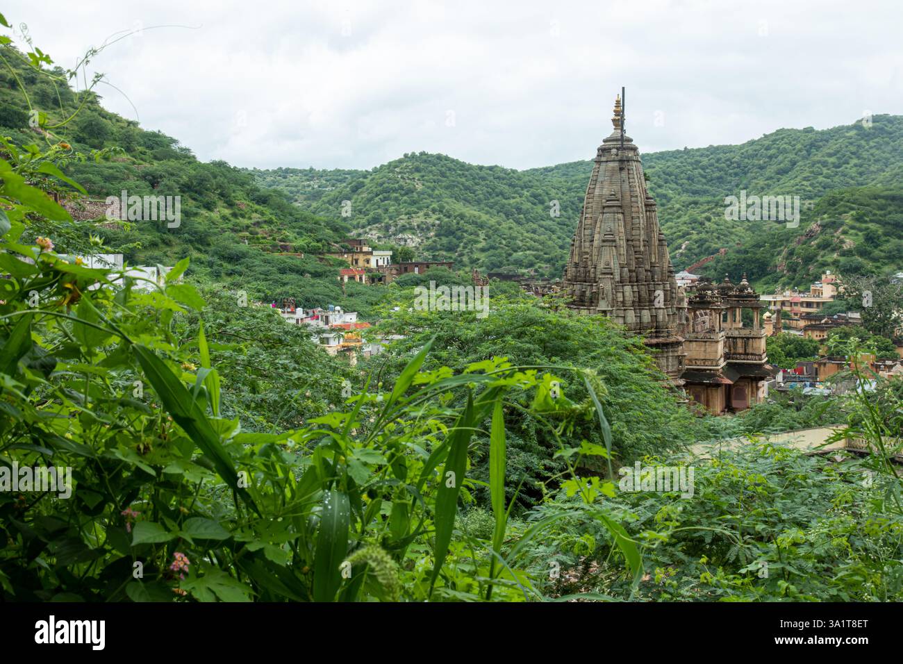 Jaipur, Rajasthan, India - 8-17-2022: Shri Jagat Shiromani Ji Temple ...
