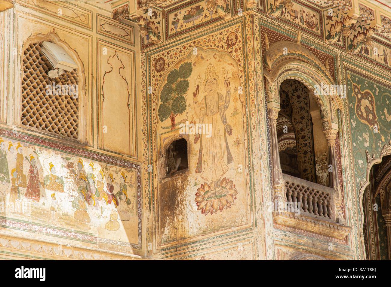 Jaipur, Rajasthan, India - 8-17-2022: Galta Ji Monkey Temple, few ...