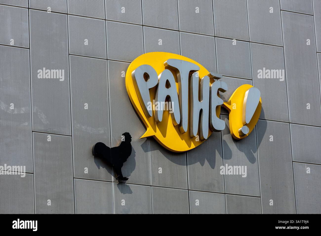 Pathe bioscoop logo hi-res stock photography and images - Alamy
