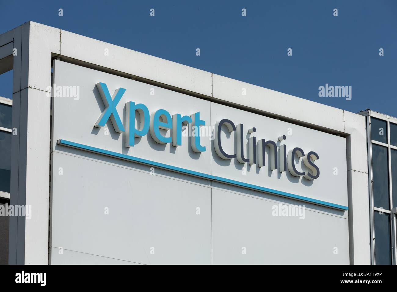 Xpert clinics logo hi-res stock photography and images - Alamy