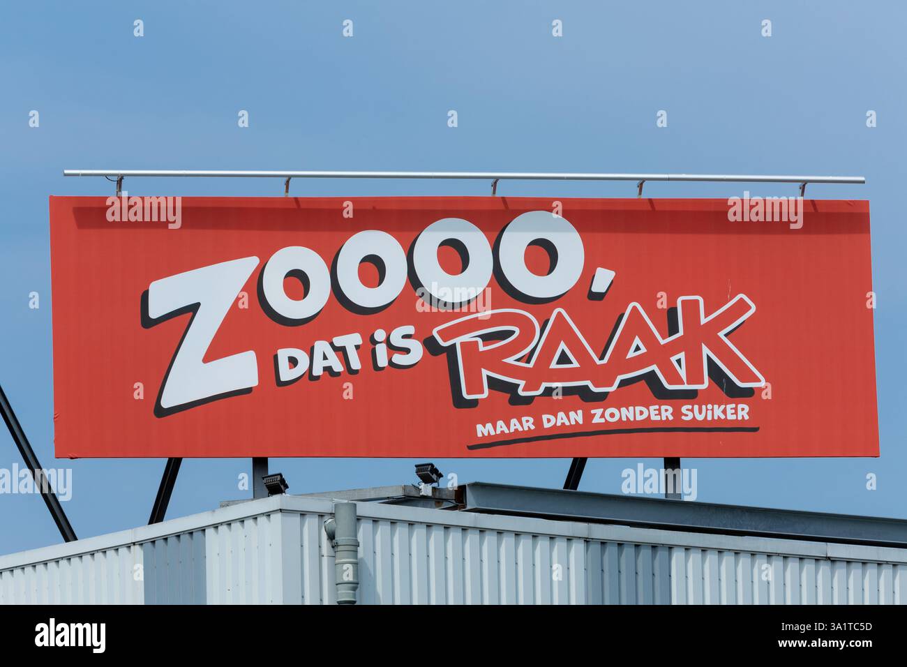 Raak Frisdrank logo billboard sign. Raak is a Dutch soft drink brand ...