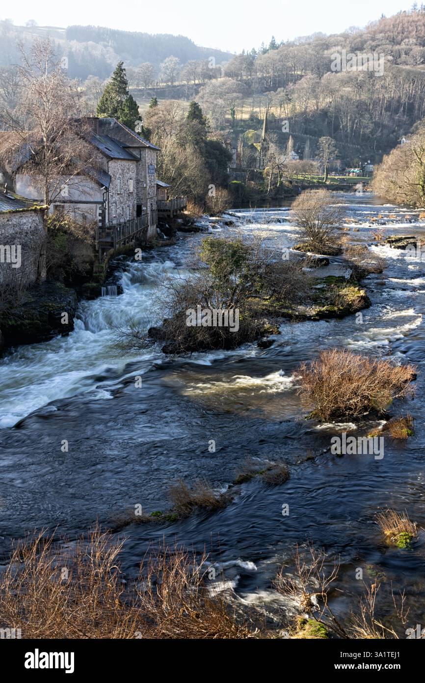 Fast running rapids river hi-res stock photography and images - Alamy